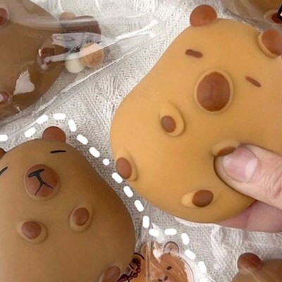 1Pcs Cute Cartoon Capybara Pinching Toy Squishy Toy Slow Reb