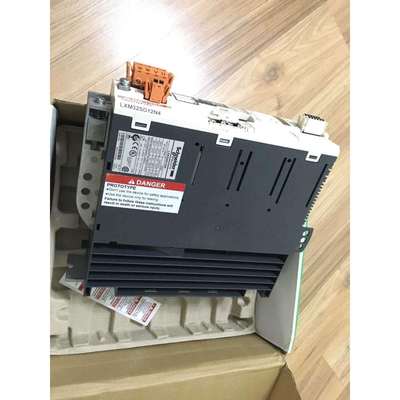 伺服LXM32SD12N4驱动器12A RMS峰值电流3相480V