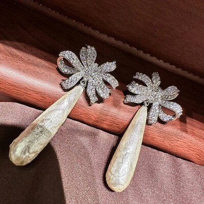 Vintage long pearl bow set with diamonds Women stylish ribbo