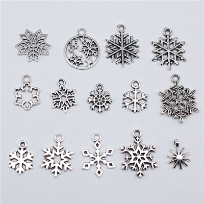 20pcs Metal Zinc Alloy Mix Sizes Snowflakes Charms Fit Jewel