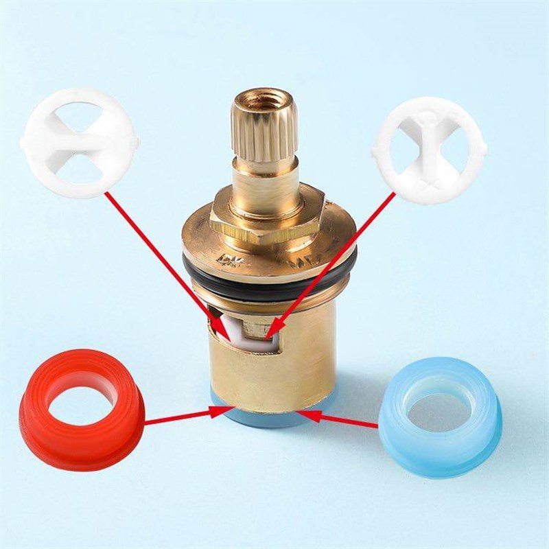 Comprehensive set of universal cold and hot water faucet cor