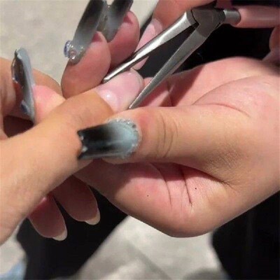 Nail Art Shaping Clip Tweezers Manicure Tool UV Gel Tool