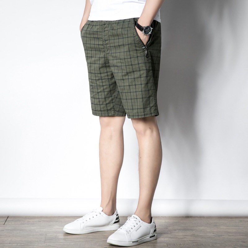 Men Plaid cotton shorts Casual Beach Shorts Men balck and bl