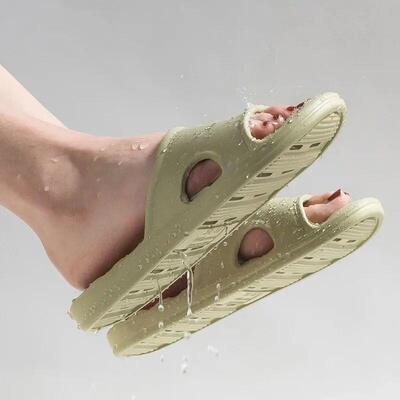 Feslishoet Unisex EVA Non Slip Soft Bottom Leaking Shower Ma