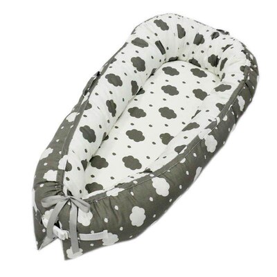 Baby bed bed bed uterus bionic bed portable pad can be remov