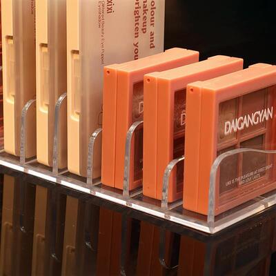 Clear Partitioned Desktop Organizer for Eyeshadow Palettes,