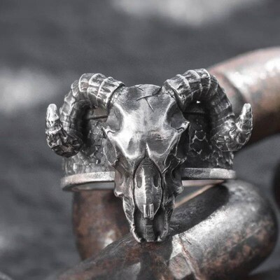 Vintage Punk Style Skull Sheep Head Ring Hip Hop Personalize