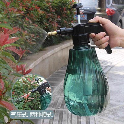 Pneumatic household water sprayer for high-pressure gardenin