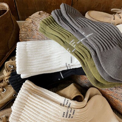 Spring and summer retro mid tube socks for men and women, t