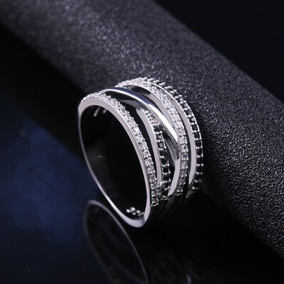 Huitan New Twist Ethnic Style Women Finger Rings With Black&