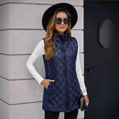Medium to long womens cotton vest with quilted thread