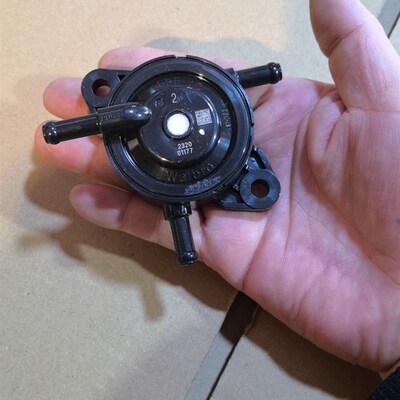 隆鑫764cc真空吸油泵燃油泵