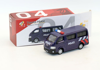 Tiny限量丰田Hiace Police 海狮面包车新加坡警车模型经典收藏
