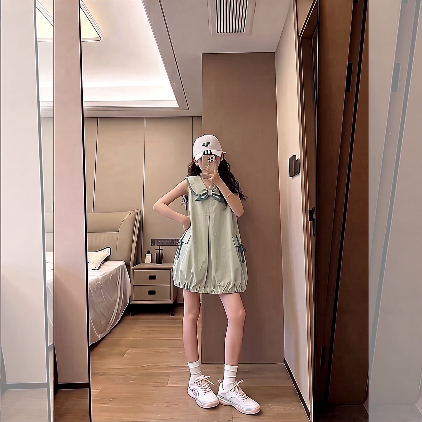 女童连衣裙夏季2026新款洋气中大童洋气纯棉女孩海军领儿童裙子。