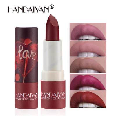 8 Colors Matte Lipstick 8 色哑光口红 柔雾丝绒滋润 不易脱色