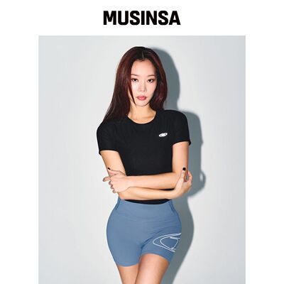 BORN TO WIN W FITNESS RIBBED T-SHIRTS [黑色]韩国官网直邮进口