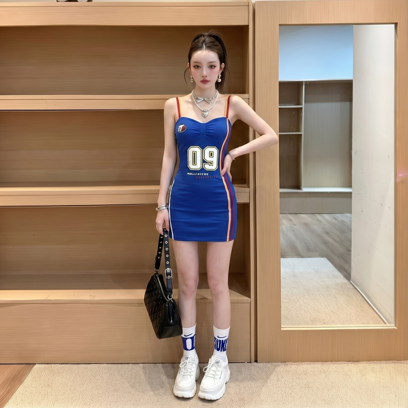 纯欲风辣妹短裙女夏季收腰显瘦设计感美式复古印花包臀吊带连衣裙