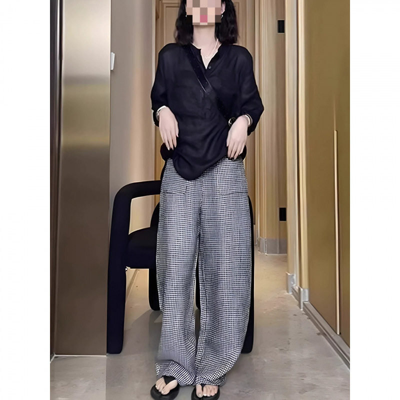 夏季新款时尚炸街减龄小个子黑色上衣阔腿裤两件套