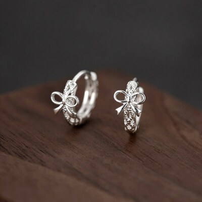 S925纯银镂空蝴蝶结耳扣女｜温柔