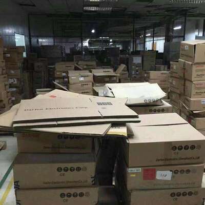 PIC32MX795F512L-80I/BG PIC32MX795F512L-80I/TL控制器IC芯片
