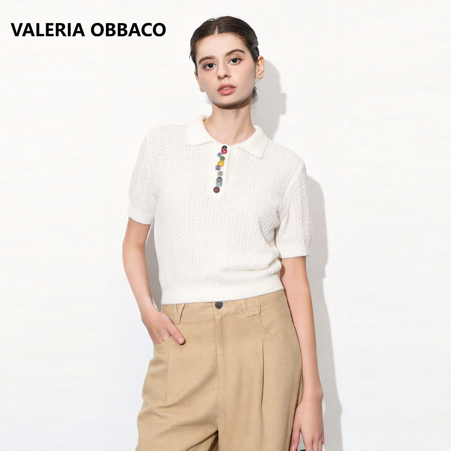 Valeria Obbaco【董璇同款】彩色纽扣米白Polo领针织衫短袖镂空衣