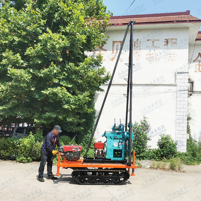 履带式液压钻机70米 地质勘探钻孔设备 塔架式长杆取样打井机全套