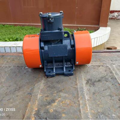 YBZH112-8-2粉尘隔爆振动电机0.55KW料仓振打电机厂家380V