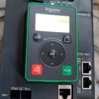 议价变频器ATV340U75N4E  成色漂亮，功能包好！