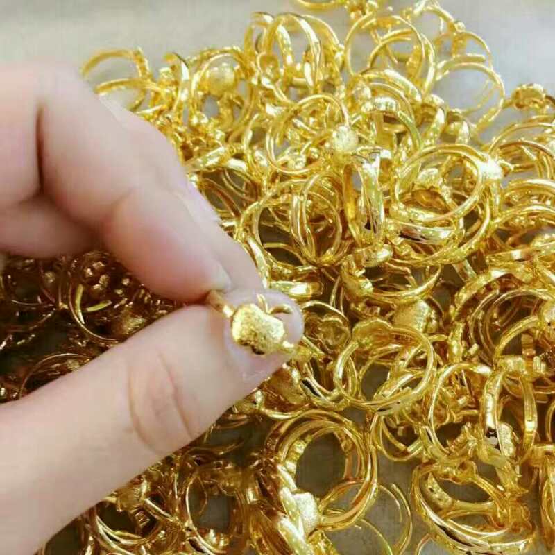 欧币越南沙金金苹果戒指仿金女士24K镀金指环防过敏活口久不褪色