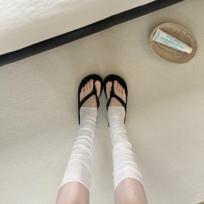 芭蕾风韩系小猫踩脚袜套美腿