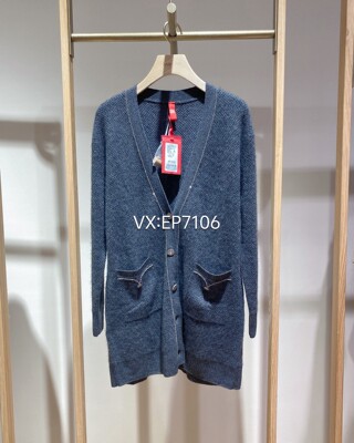 专柜正品秋冬款高级系列灰色羊毛 羊绒烫钻开衫 EPFAG9104a-6599