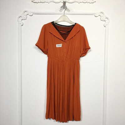 M.L系列 8183S213 时尚连衣裙品牌女装折扣颦