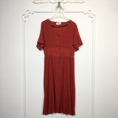 潮系列 8198S029 时尚连衣裙品牌女装折扣颦