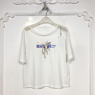 洛K系列 D88920 时尚上装品牌女装折扣颦