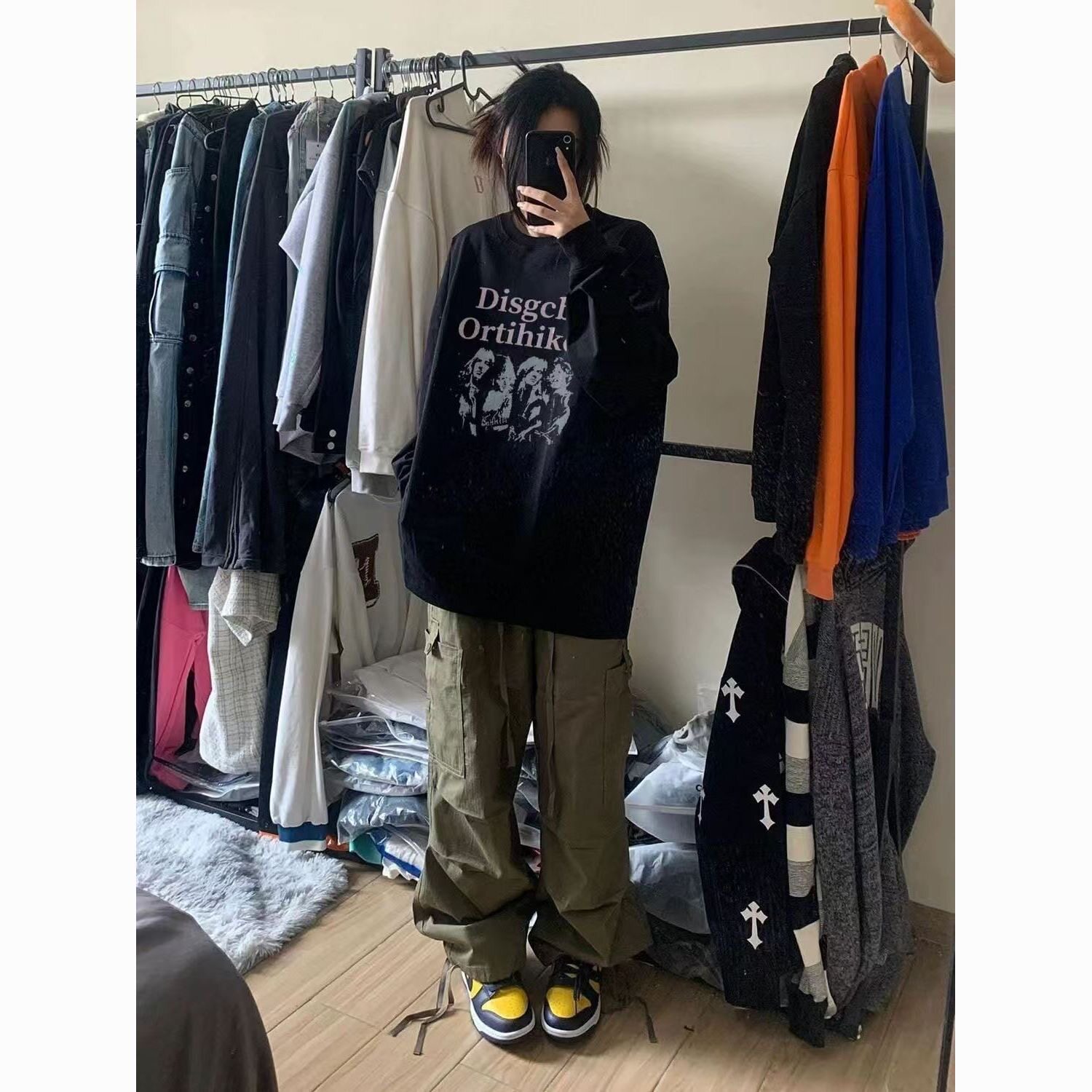 美式复古黑色圆领长袖T恤女秋冬新款宽松慵懒风纯棉上衣打底衫潮