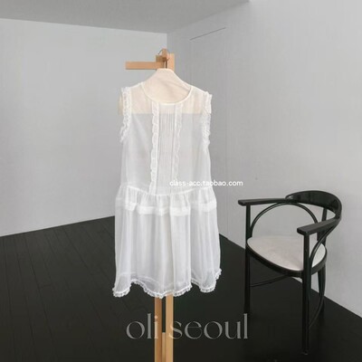 class韩国直邮030612 OLI SEOUL 韩代2026款  小花边背心连衣裙