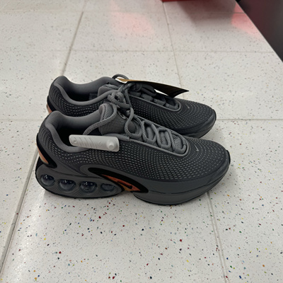犇犇运动Nike/AIR MAX DN男透气舒适气垫训练跑步鞋DV3337-HV5235