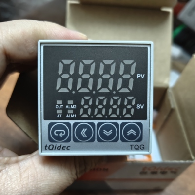台泉电气 智能型48款数显温度控制器仪表 TQG-6411(K型继电器)