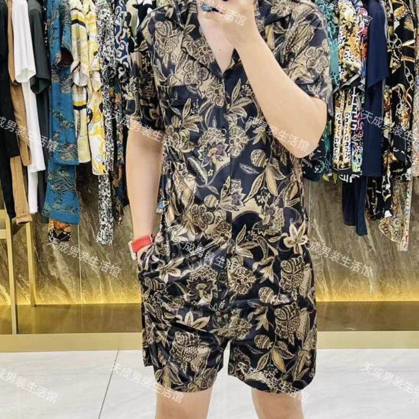 高颜值欧货情侣款四季通用冰丝舒适透气数码印花家居服套装