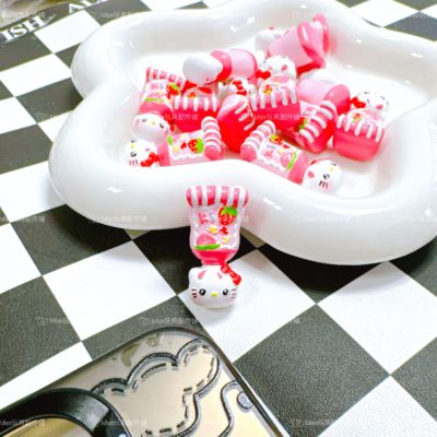 PU设计款Hello Kitty牙膏公仔DIY串珠奶油胶手机壳摆件笔刀