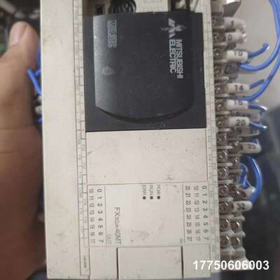 FX3GA-40MT-CM包好一个底下有点破损功能包好的