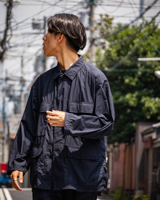 2.5层防水尼龙轻量户外四袋夹克