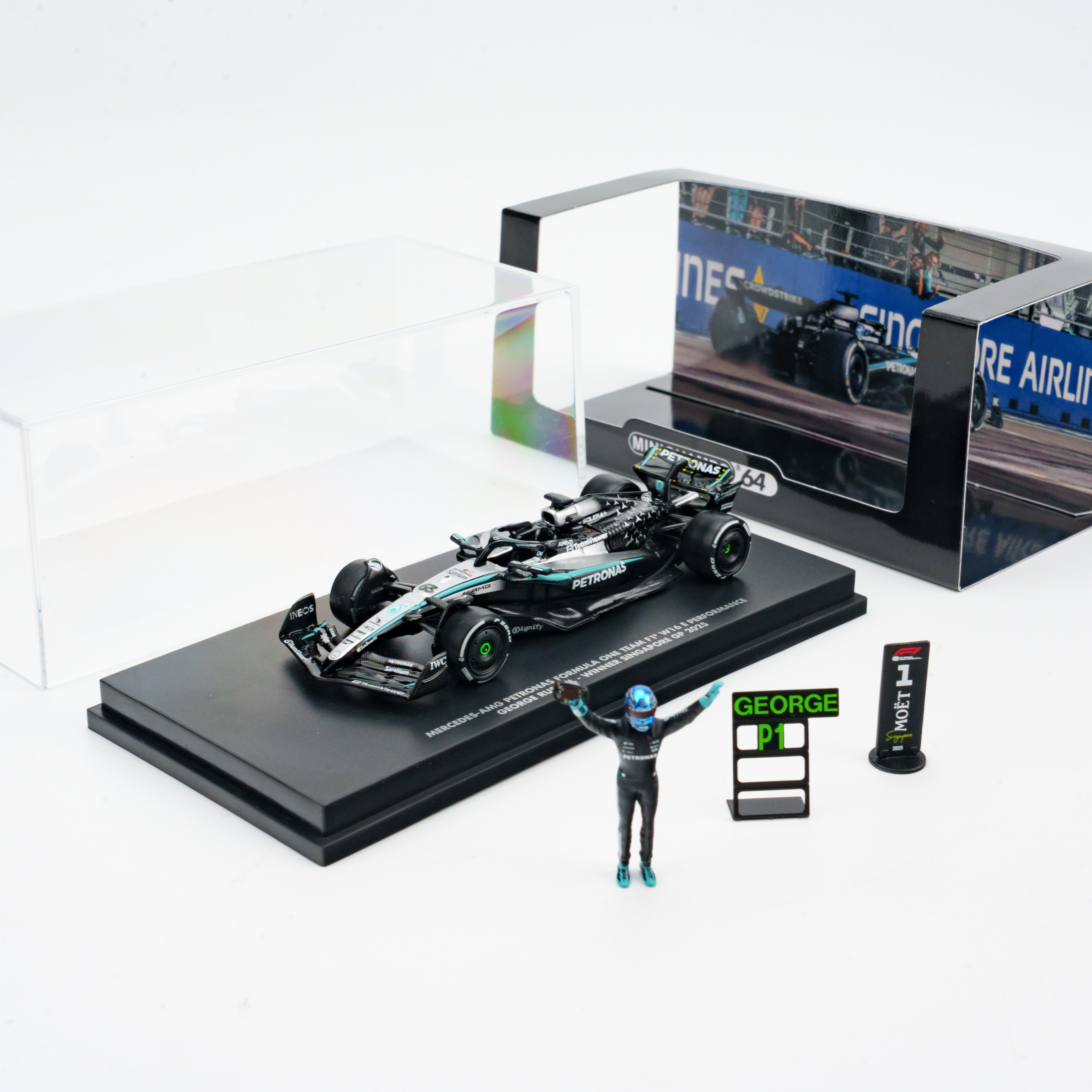 MINICHAMPS迷你切 1:64 AMG PETRONAS F1 W16 2025新加坡拉塞尔