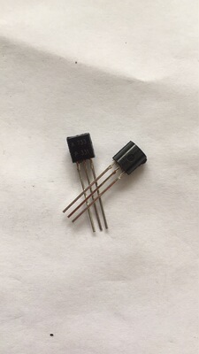 韦工家2sa733效果那个晶体管PNP