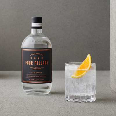 FOURPILLARSGIN四柱珍稀金酒