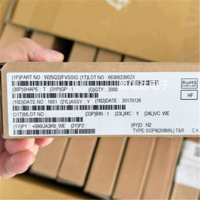 原装 W25Q32FVSSIG 贴片SOP-8 FLASH NOR存储器 32Mb 2.7V~3.6V