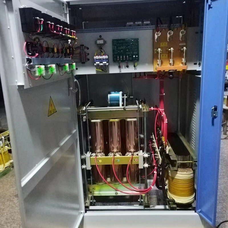 热销稳压器380v大功率稳压器工业三相稳压器220v全自动交流单爆品