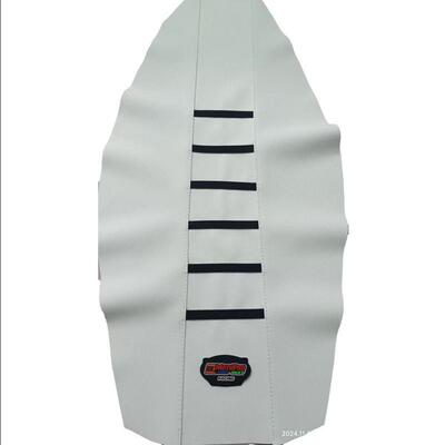 热销加厚加厚坐垫皮恒舰s5z300卒玛k7k8波速尔ktmexc极盗者越野防