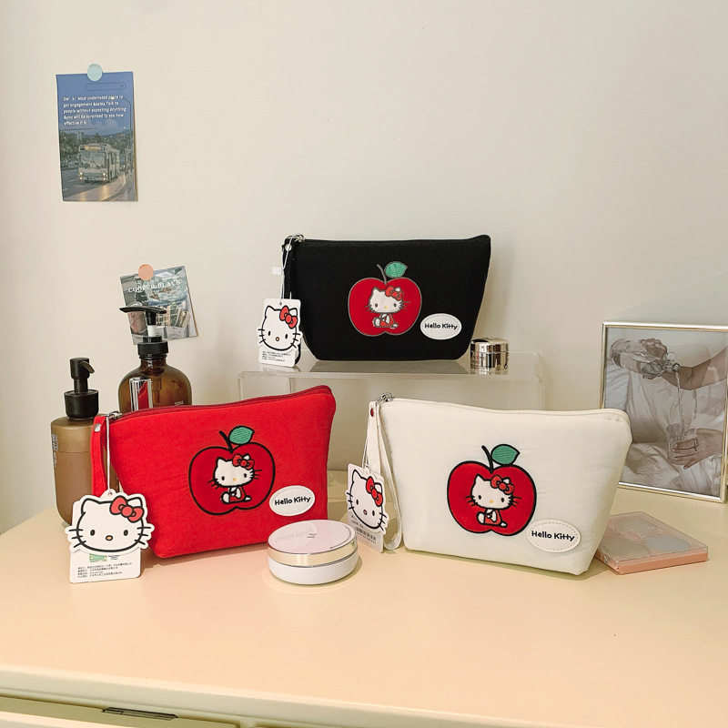 HelloKitty正版新款苹果羽绒布手提化妆包加厚防摔化妆袋洗漱包女