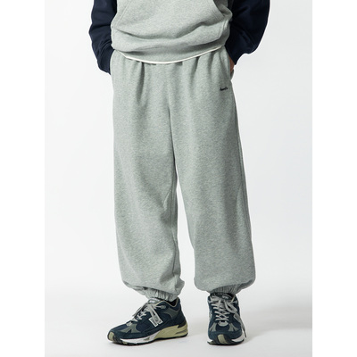 宽松休闲刺绣标束脚卫裤